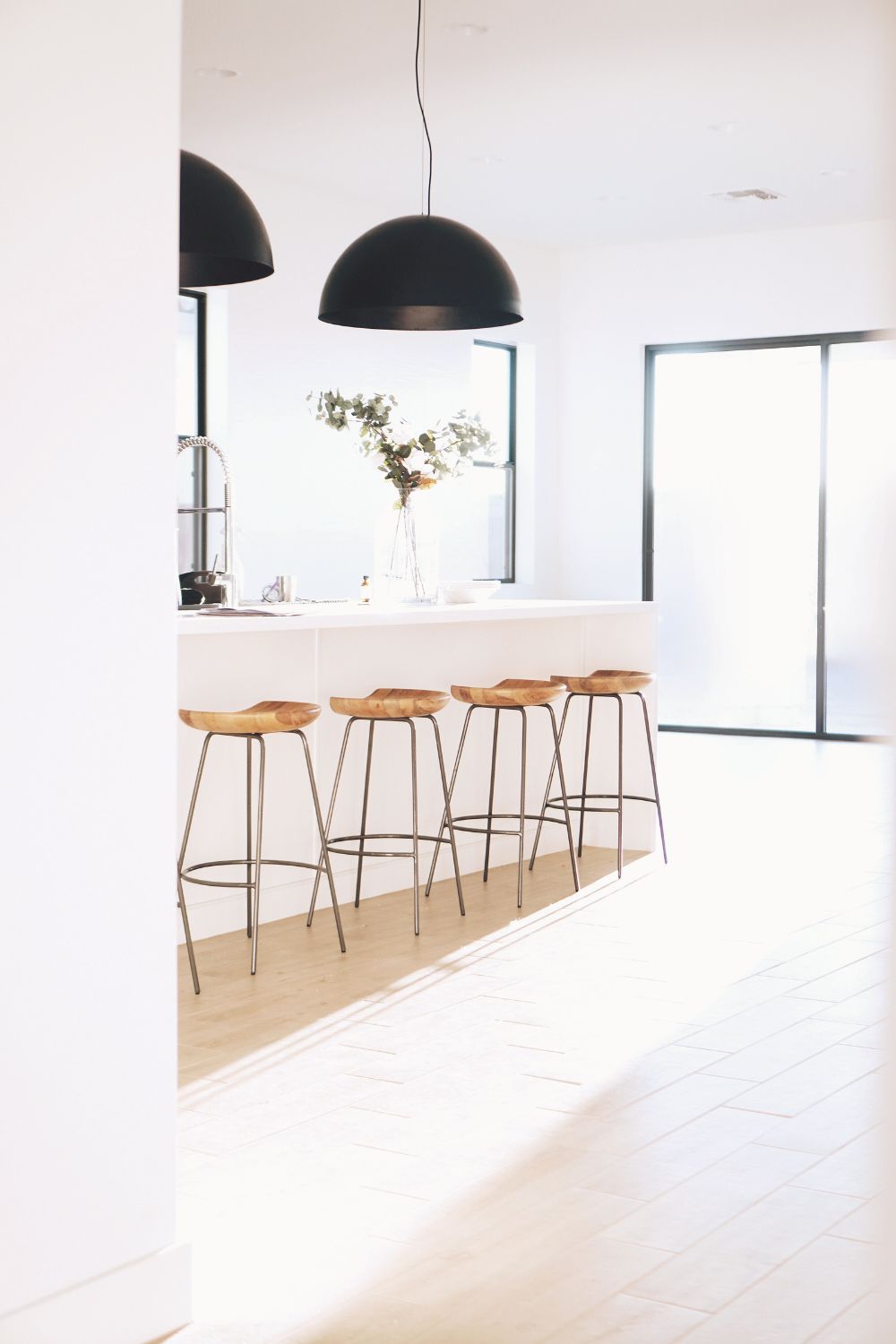 A Tidy Home in 24 Hours: How to Declutter Your House in One Day! - Keep ...